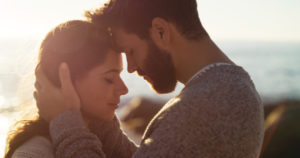 Are You in Love? 6 Signs of Infatuation That You are Confusing with ...