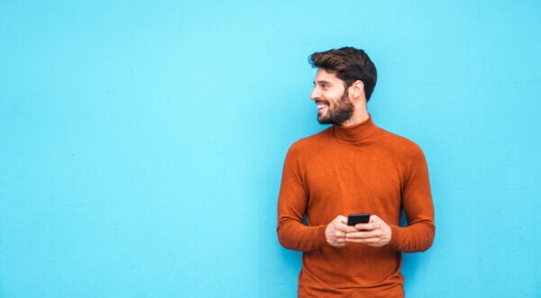 How to Woo a Woman Through Texting - The Good Men Project